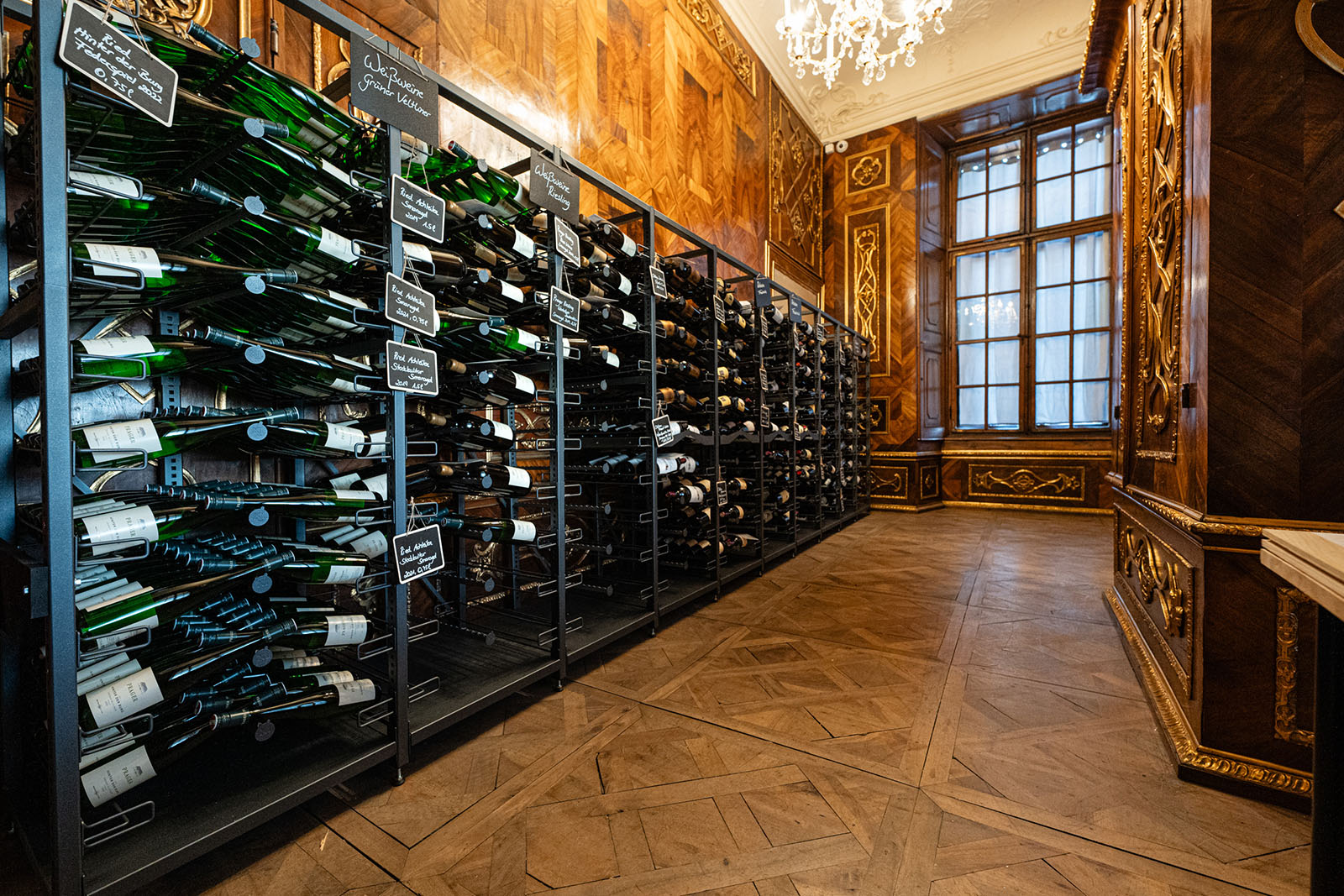 SIGNA Holding: Büro Innsbruck wird versteigert - AURENA.Group