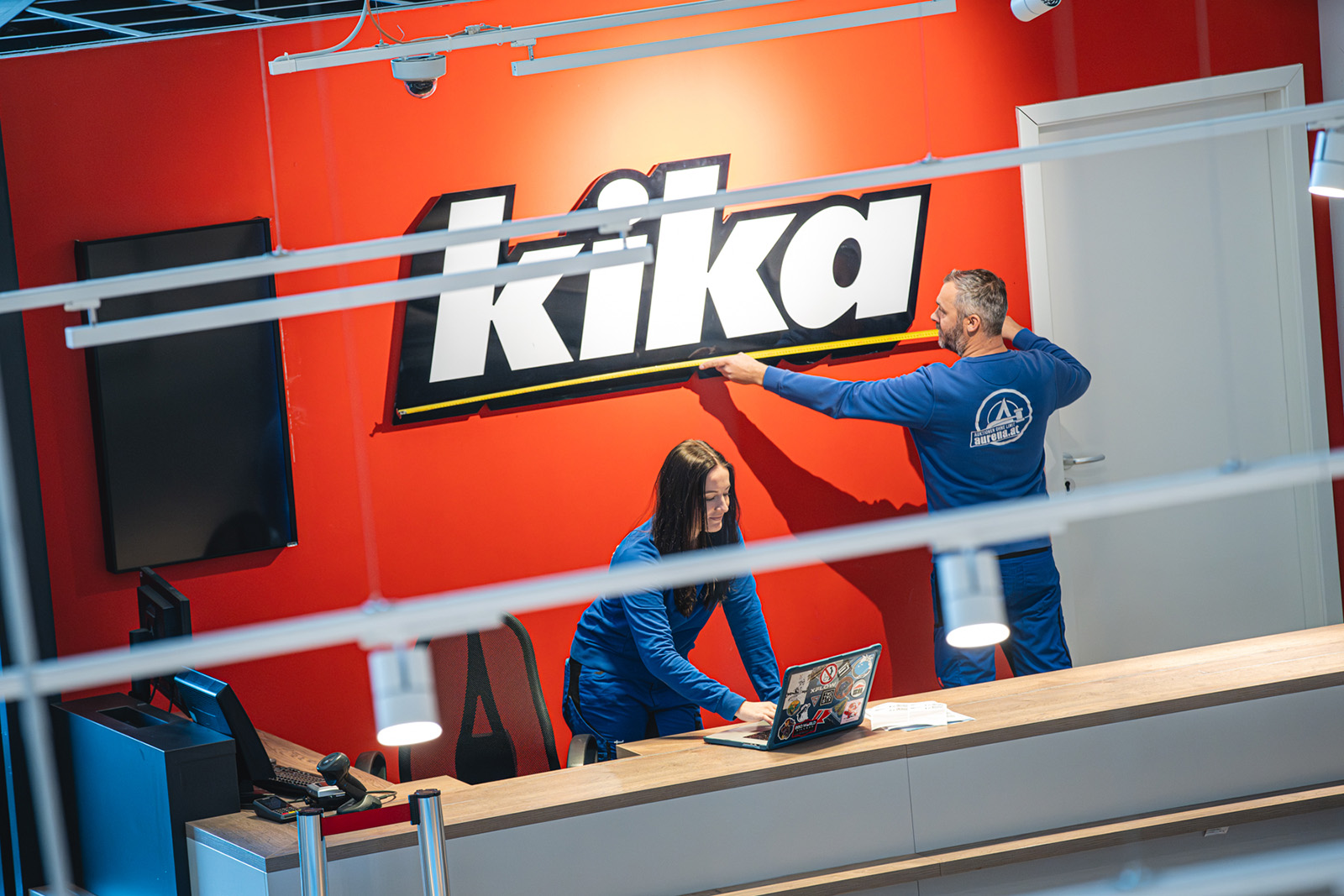 Kika/Leiner: Fuhrpark, Headquarter und Frühjahrsware werden versteigert ...